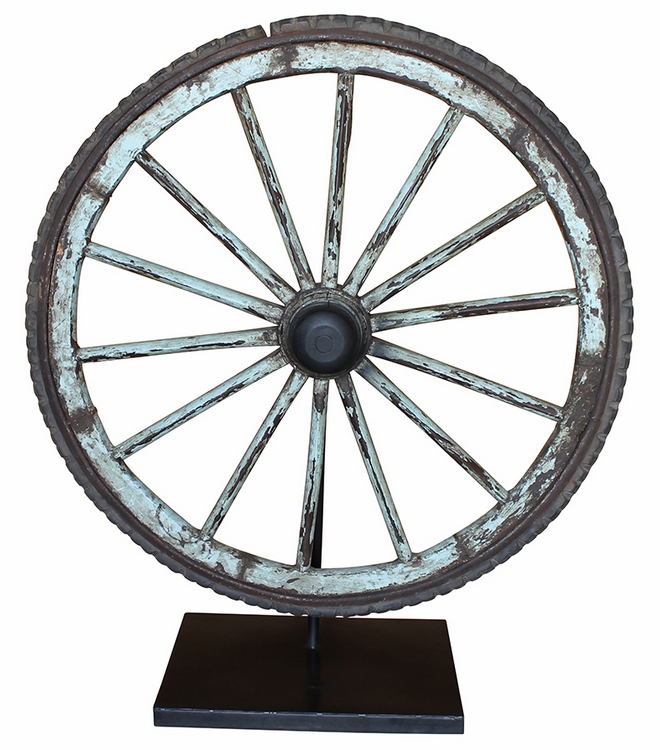 OLD WAGON WHEEL ON STAND